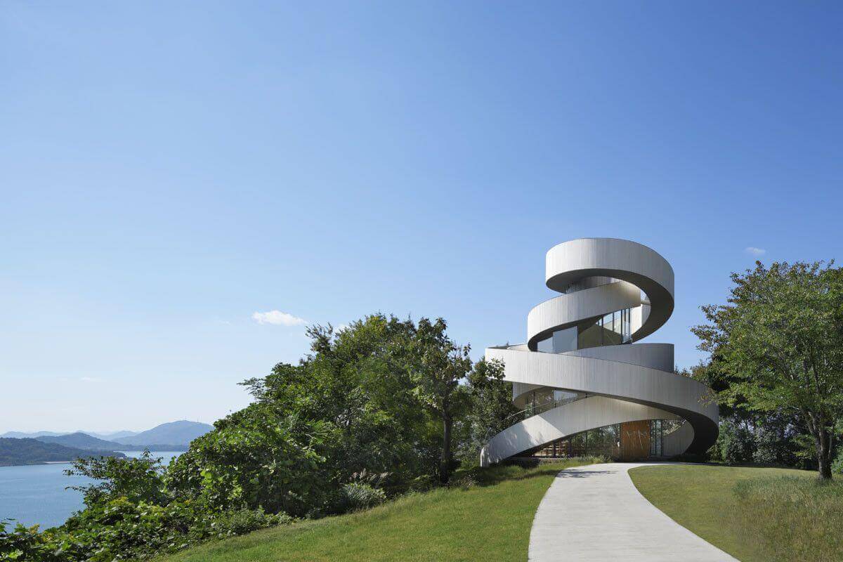 Modern Japanese Architecture Buildings Which Got Awards in 2018