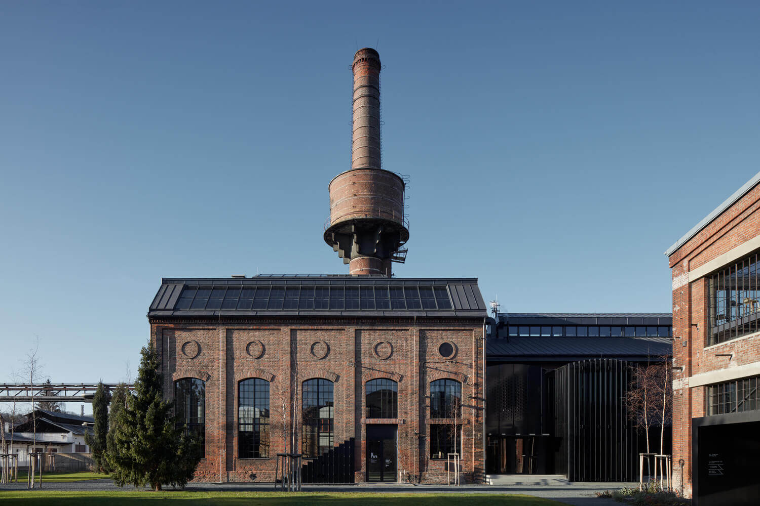22 Modern Industrial Building Designs to Inspire You