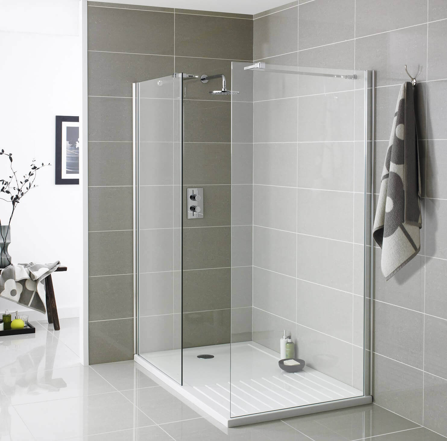 Look at These 30 Attractive Walk-In Shower Designs