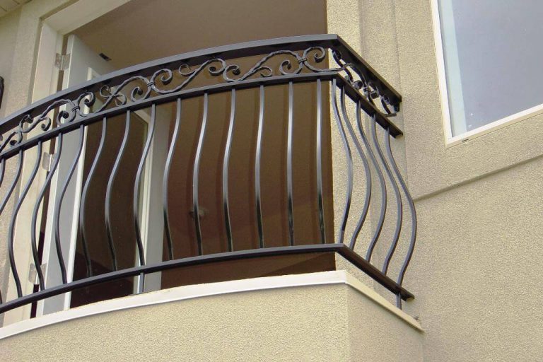 25+ Modern Balcony Railing Design Ideas With Photos