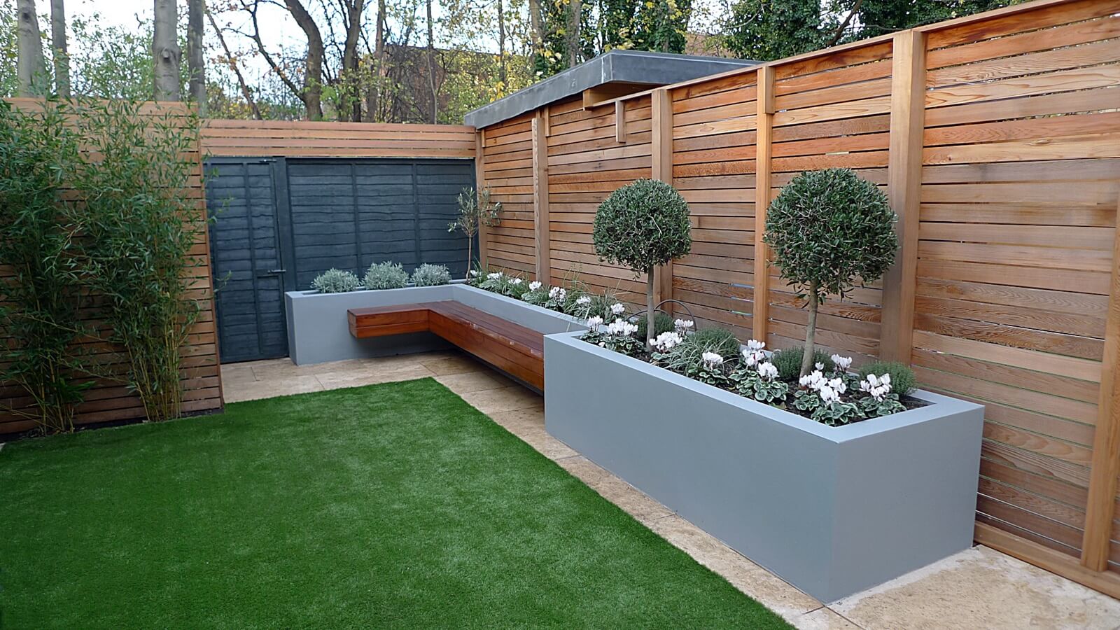 Enhance Your Home Looks With Modern Wall Fence Designs
