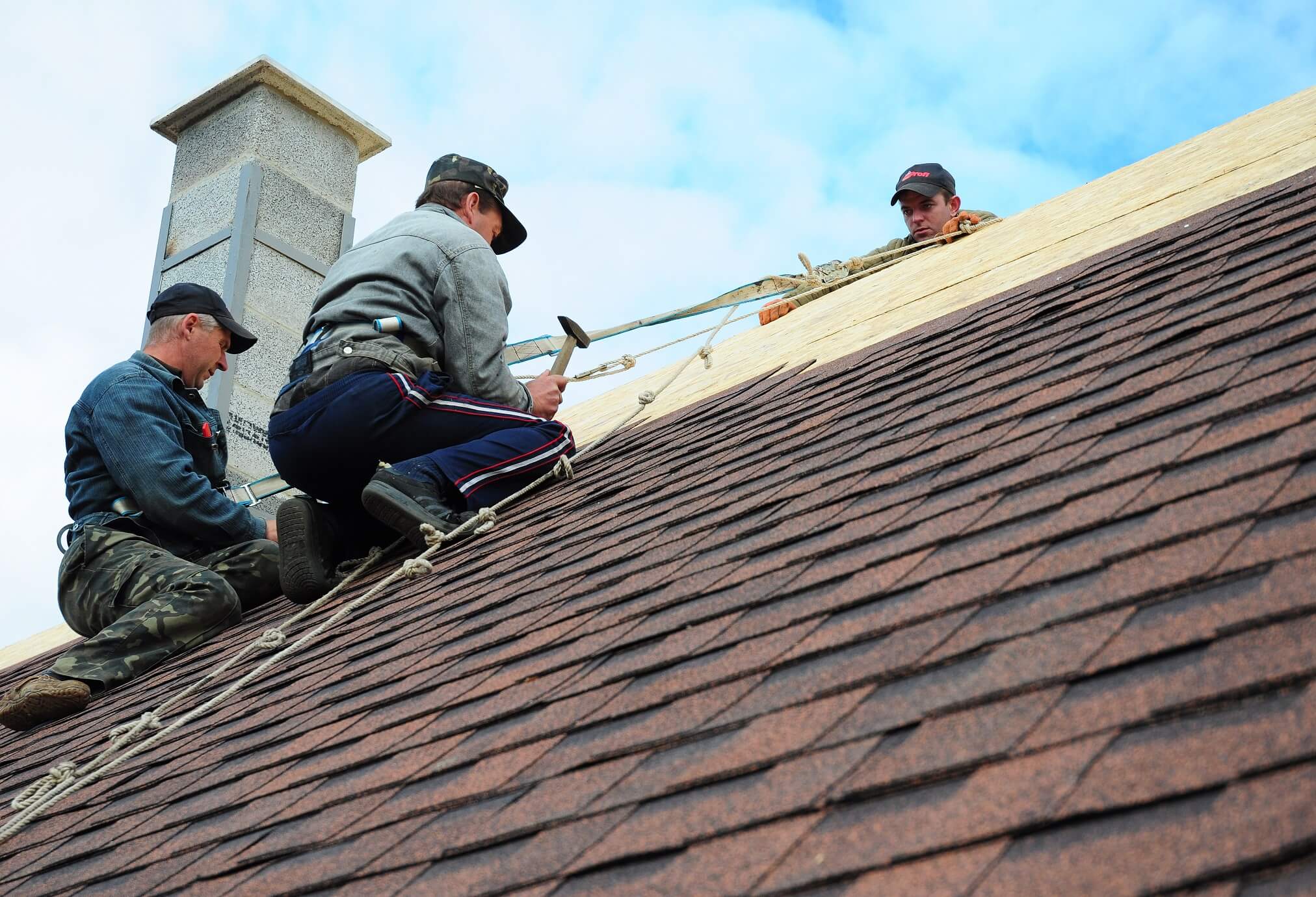 Warning Signs For Roof Repair And Replacement