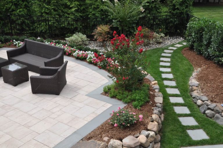 30 Landscape Design Tips You Must See For Small Spaces