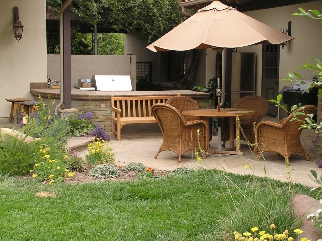 30 Landscape Design Tips You Must See For Small Spaces