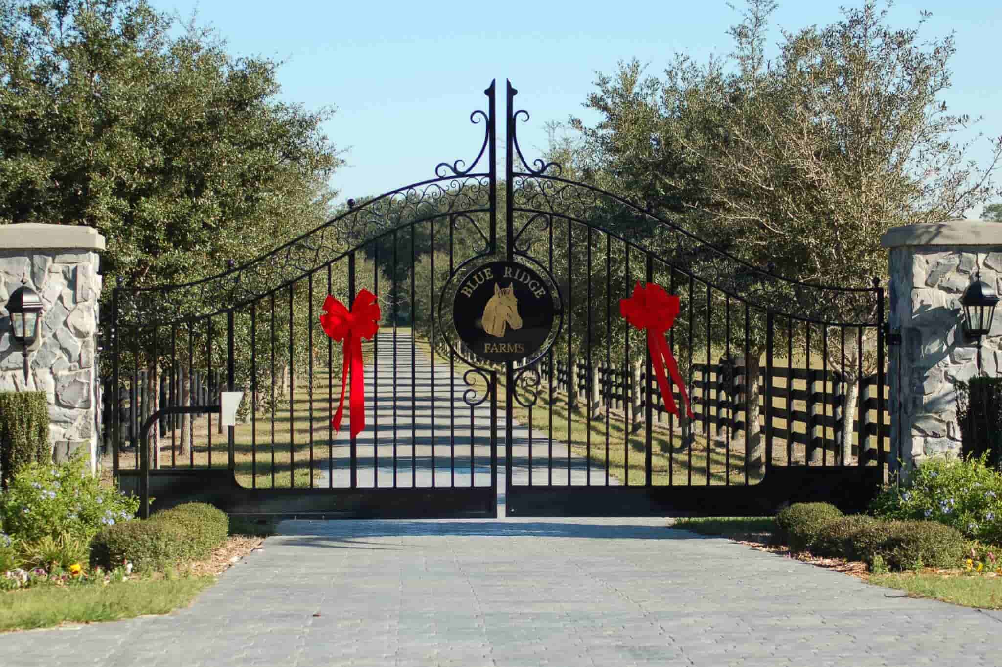 25 Simple Gate Design For Small House [Updated 2024]