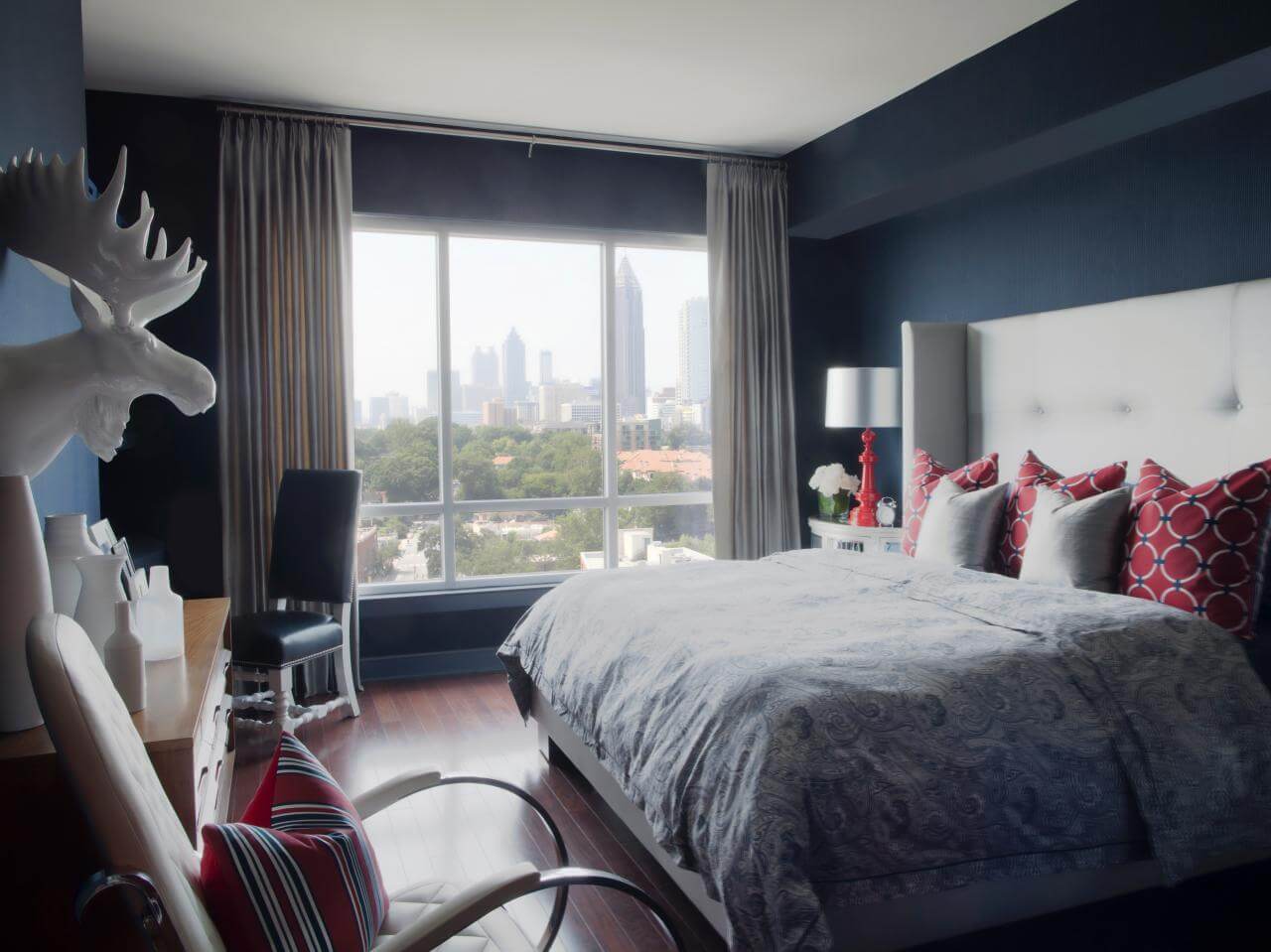 30 Irresistibly Stylish Bachelor Pad Design Ideas [2024]