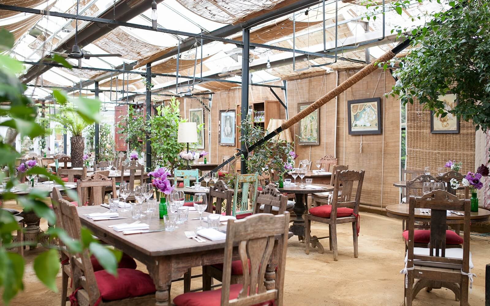 Garden Restaurant Design Ideas With Interior Look
