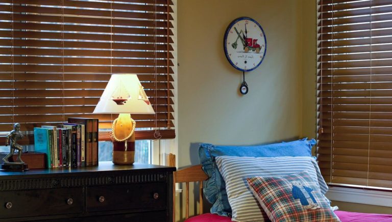 A Guide To 5 Different Types Of Window Treatments