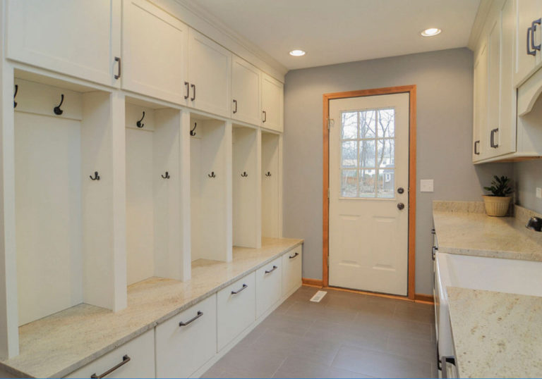 Beautiful Mudroom Design Ideas For Small Spaces