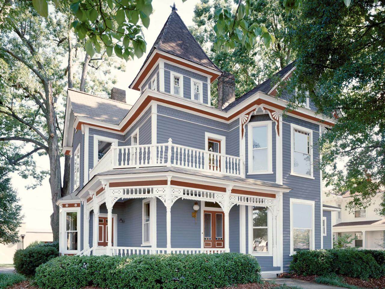 21 Inspiring Exterior House Color Ideas / Designs To Check