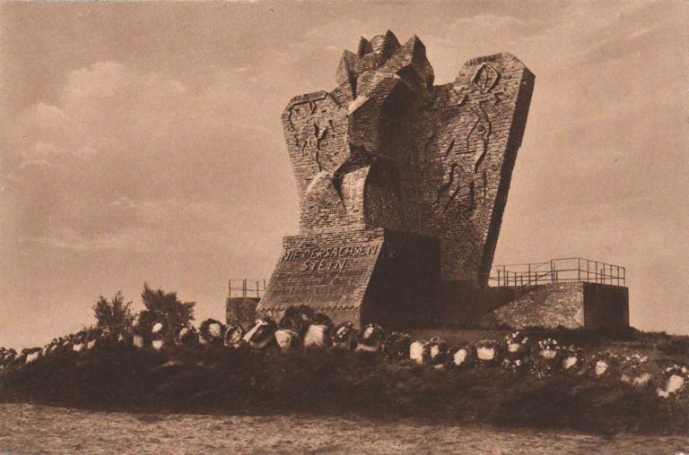 17+ Unbelievable Expressionist Architecture Designs from History