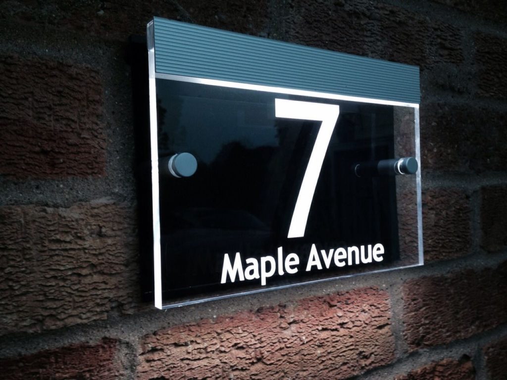 20+ Spectacular House Name Plate Designs Ideas