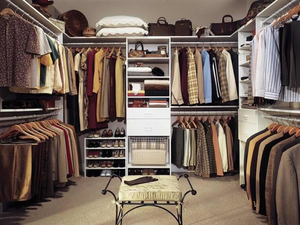 20+ Spectacular Luxurious Walk in closet designs