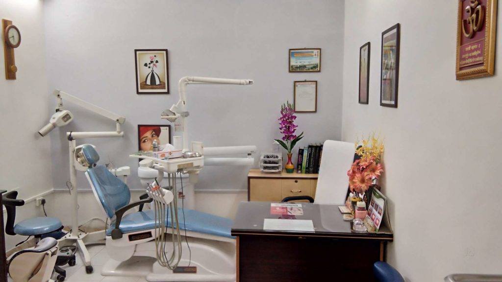 Modern & Stylist Interior Designs Ideas for Small Dental Clinic