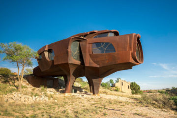 Worlds Top 20 Strangest House Designs That Will Amaze You