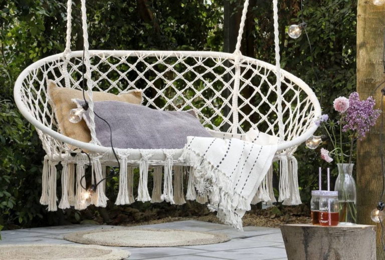 25+ Incredible Designer Hanging Chair Ideas