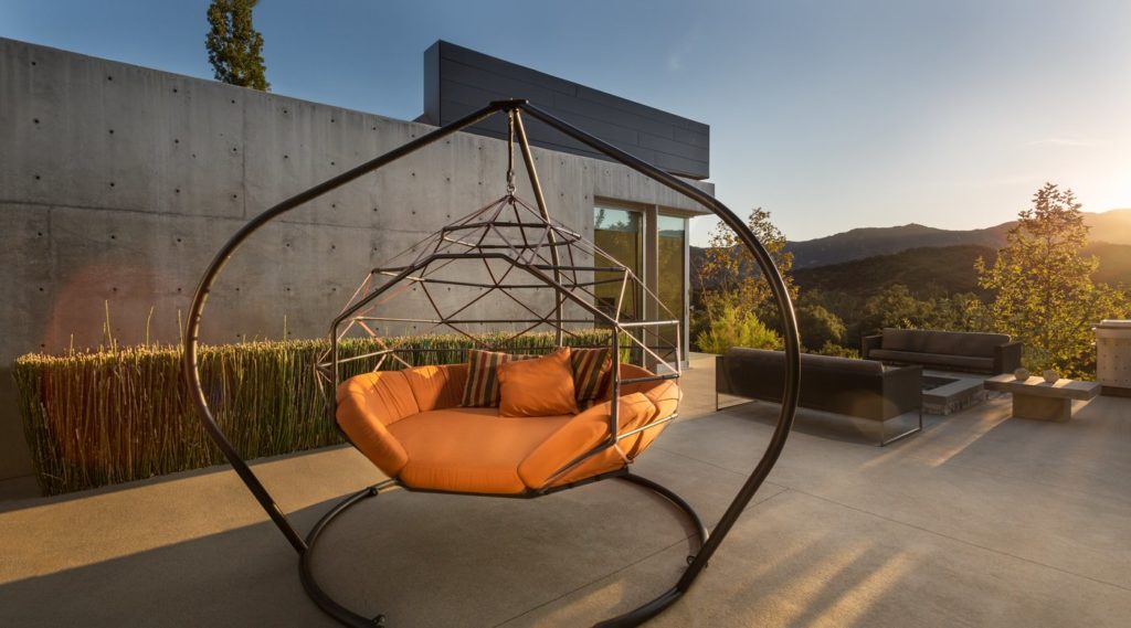 25+ Incredible Designer Hanging Chair Ideas