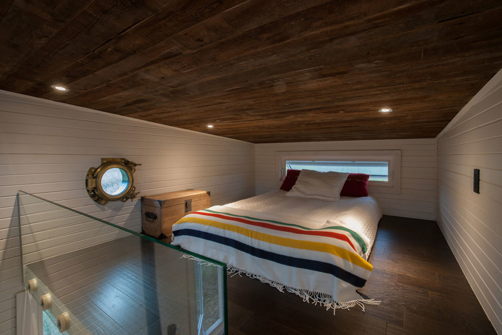 Mesmerizing Small Loft Bedroom Designs Ideas