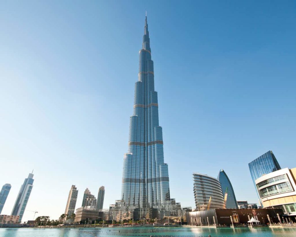 22+ Iconic and Beautiful Buildings Around the World