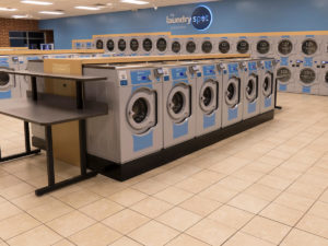 Modern and Attractive Laundry Shop Interior Design Ideas