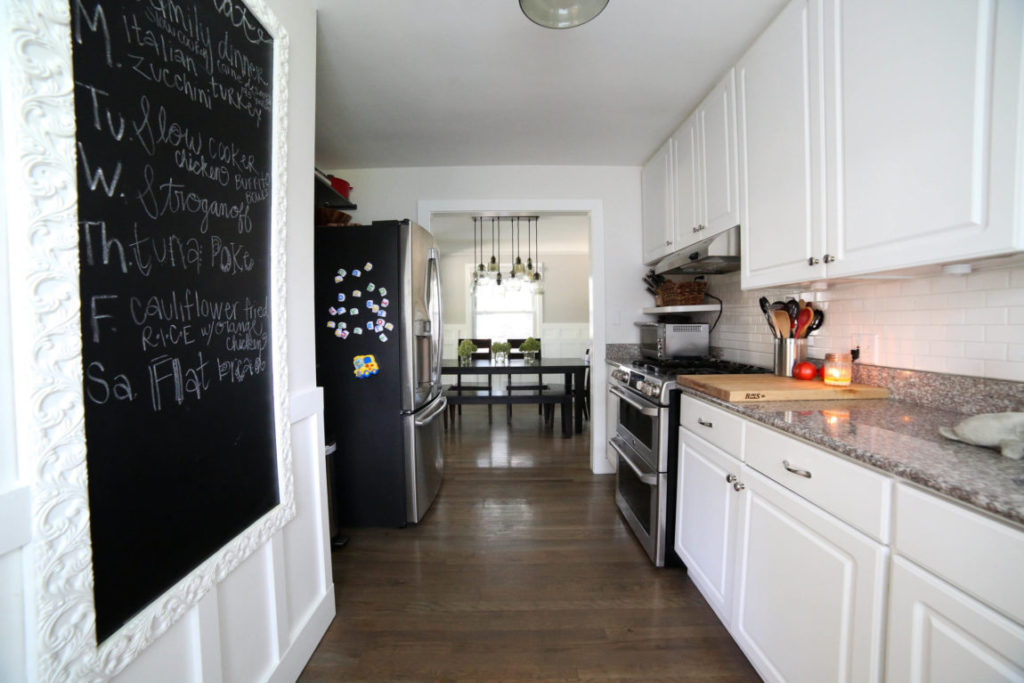 20+ Mesmerizing Galley Kitchens Design Ideas for Home
