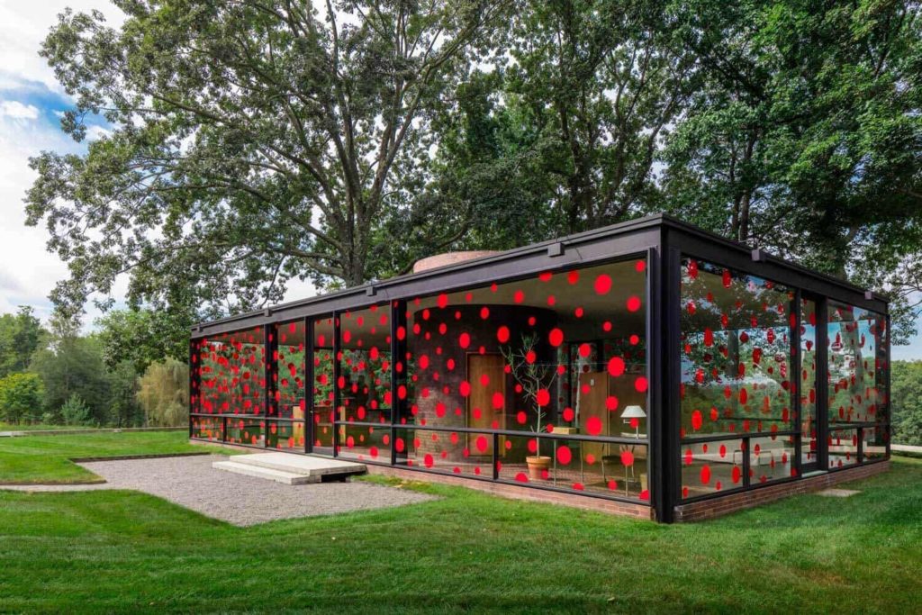 Mesmerizing and Beautiful Glass House Architecture