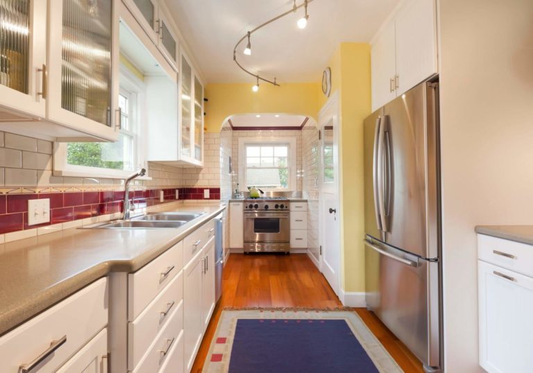 20+ Mesmerizing Galley Kitchens Design Ideas for Home