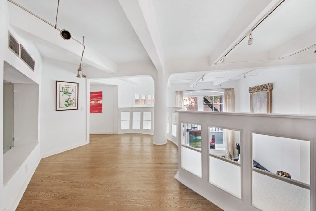 Amazing Complete Attic Renovation Design Ideas