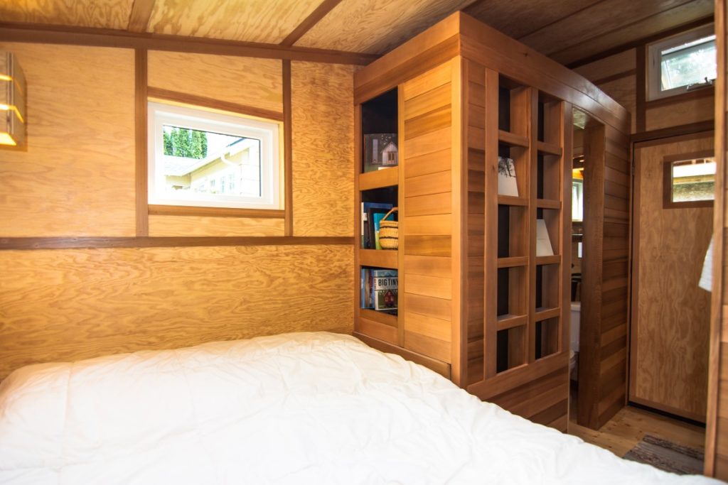 10 Impressive Tinny Houses Around the World