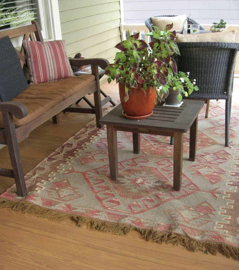 How to Choose Modern Contemporary Rugs for Your Living Room