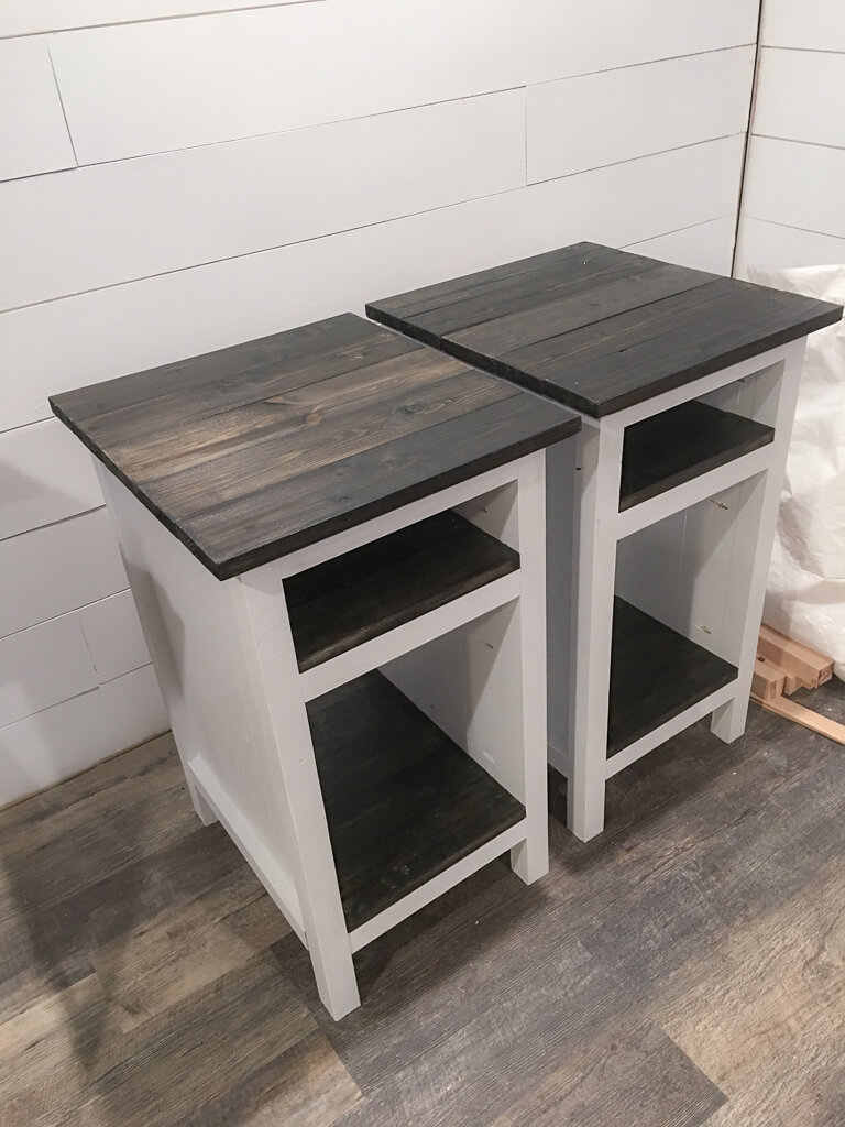 Mesmerizing Bedside stand Design Ideas for Bedroom