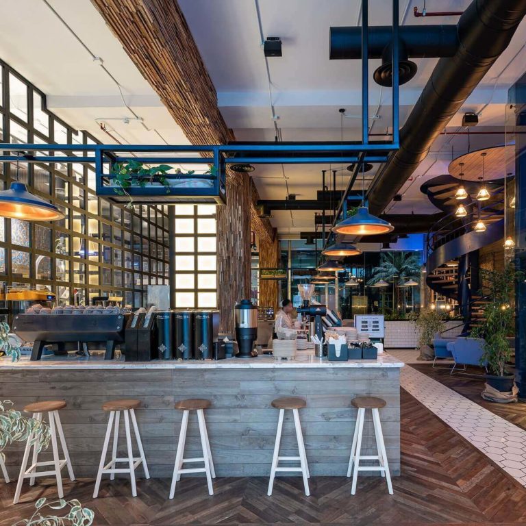 Design Your Cafe With Interiors Decoration Ideas