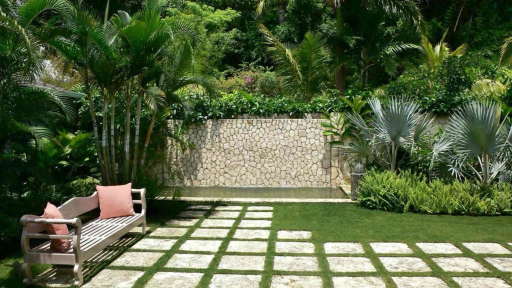 How to Decorate Your Home Garden Most Attractive