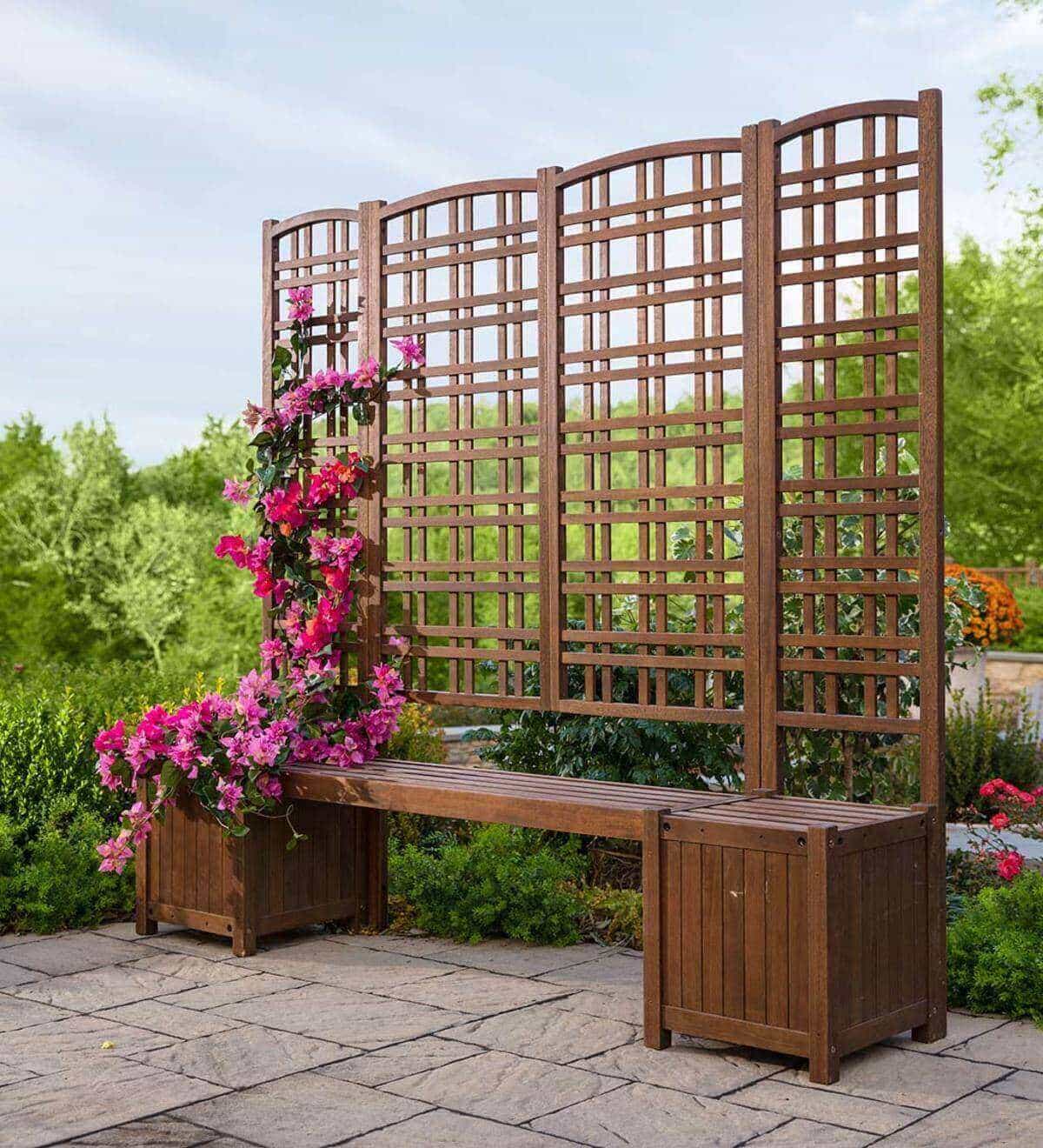 Attractive Outdoor Privacy Screen Ideas for Your Backyard
