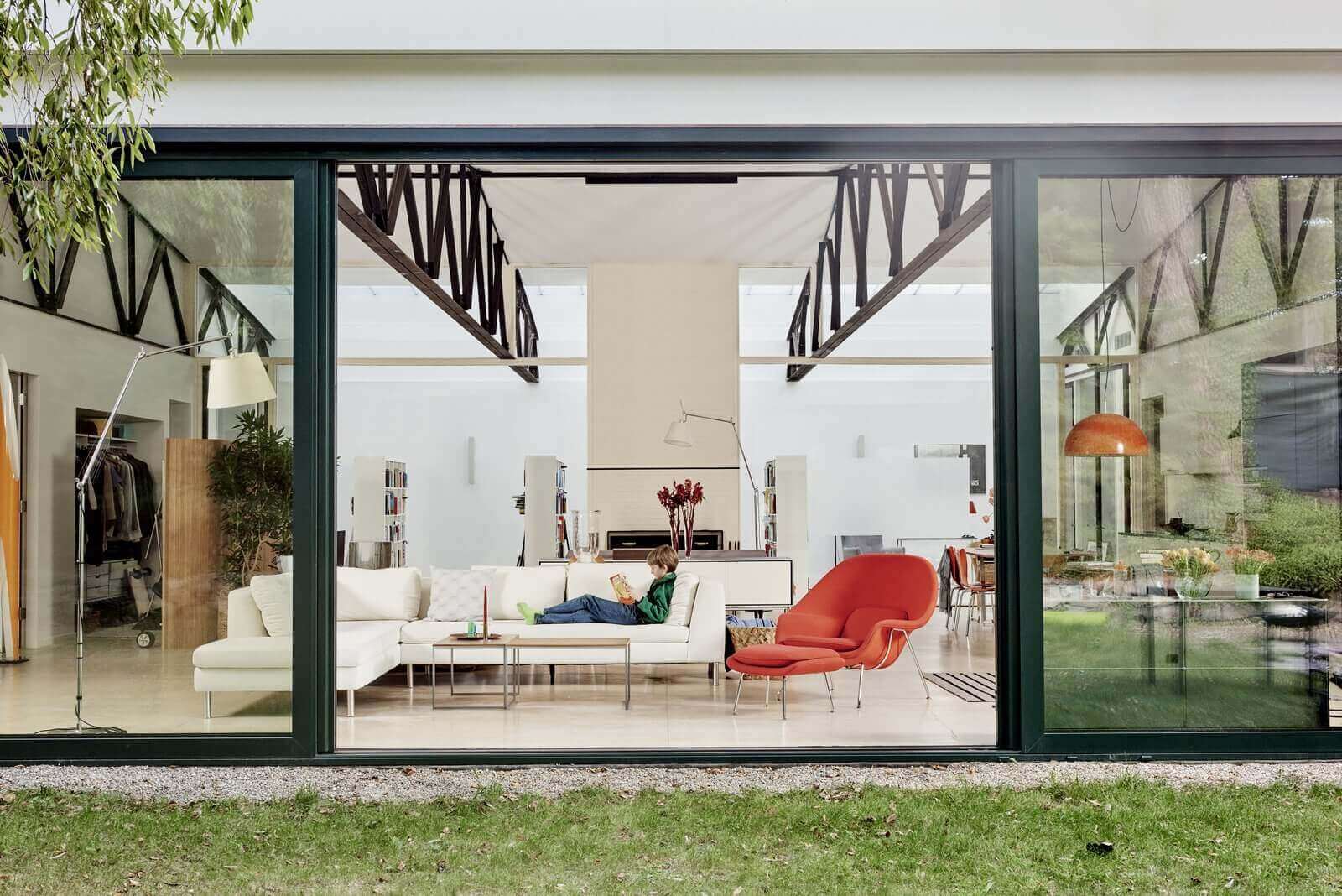 Floor to Ceiling Window: a New Trend of Modern Home