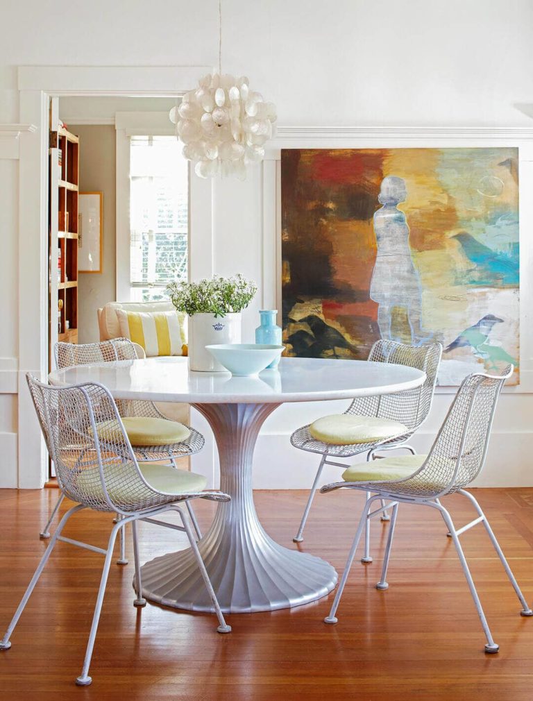 How to Arrange your Dining Table