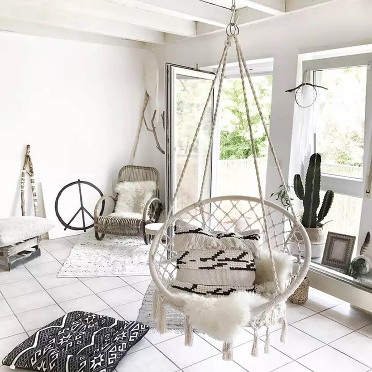 Best Hanging Chair That You Can Arrange Indoor or Outdoor