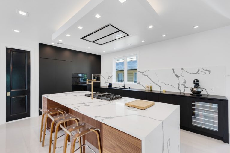 21 Small Restaurant Kitchen Design Ideas For Stylish Kitchen
