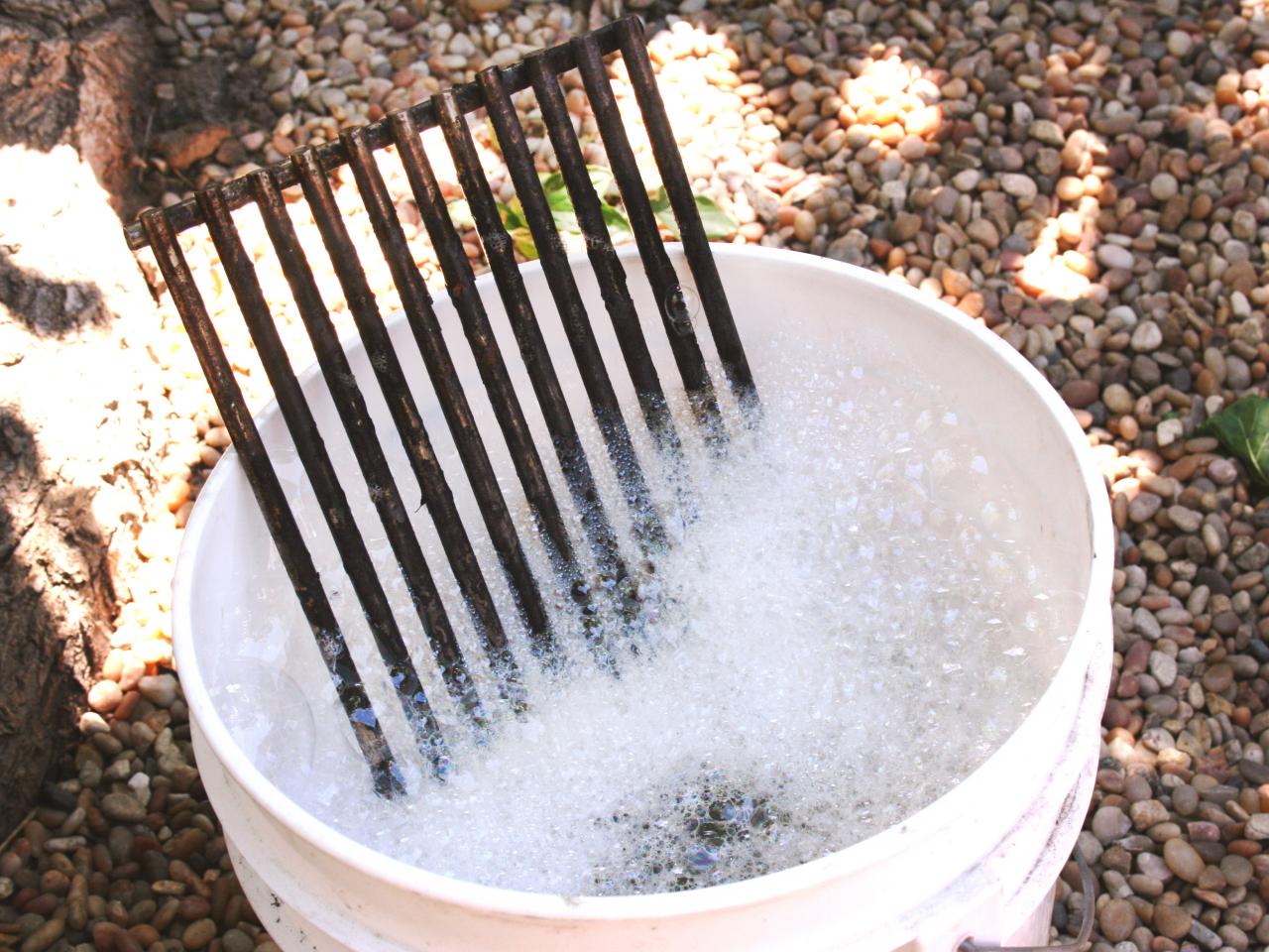 Cleaning Hacks: 7 Best Outdoor Cleaning Tips