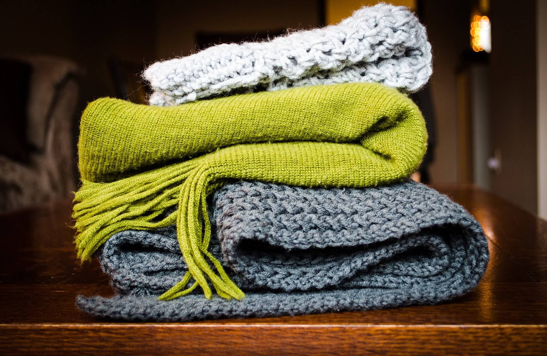 Best Tips for How to Storing Seasonal Clothes
