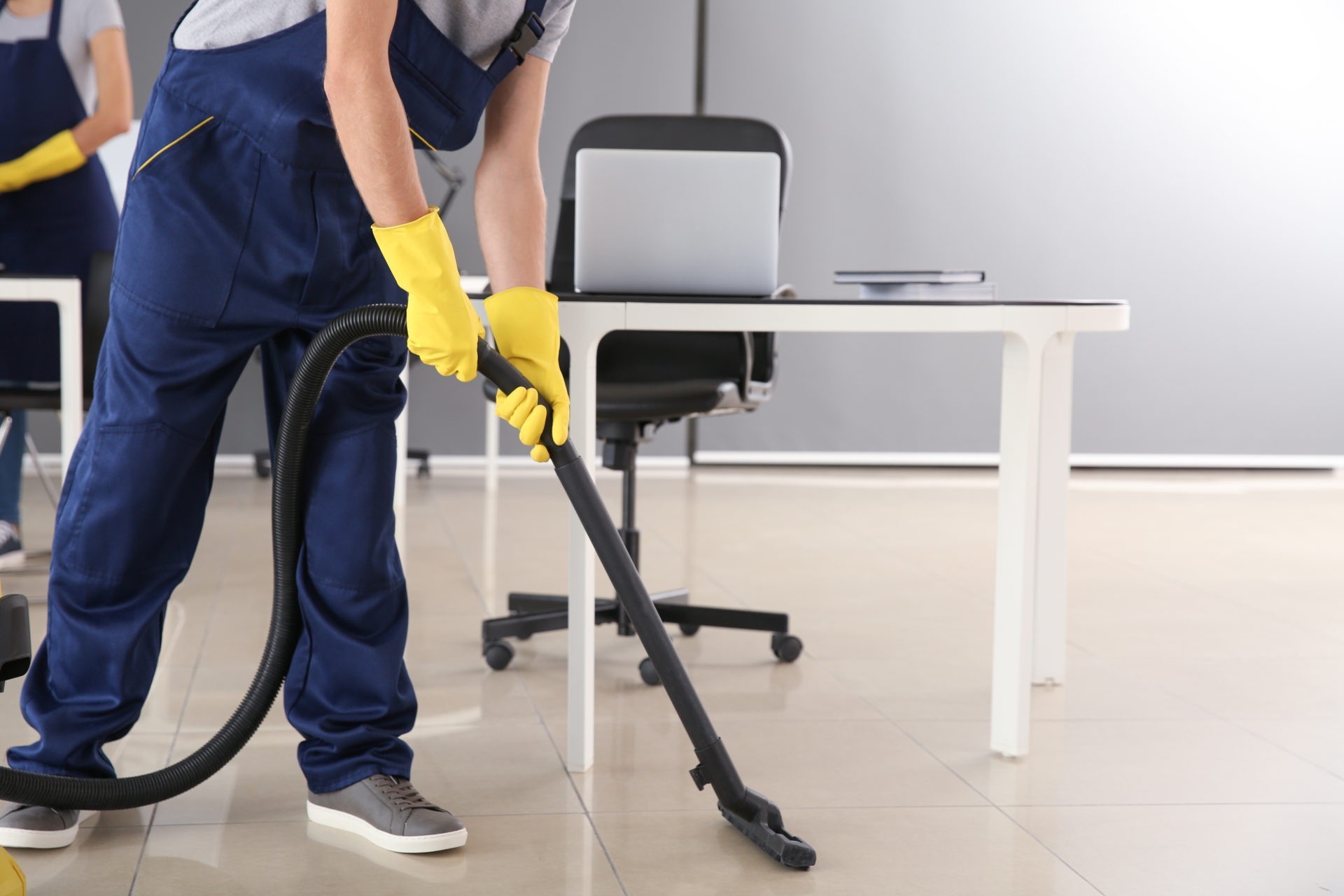 Choosing A Cleaning Company: 7 Questions You Must Ask