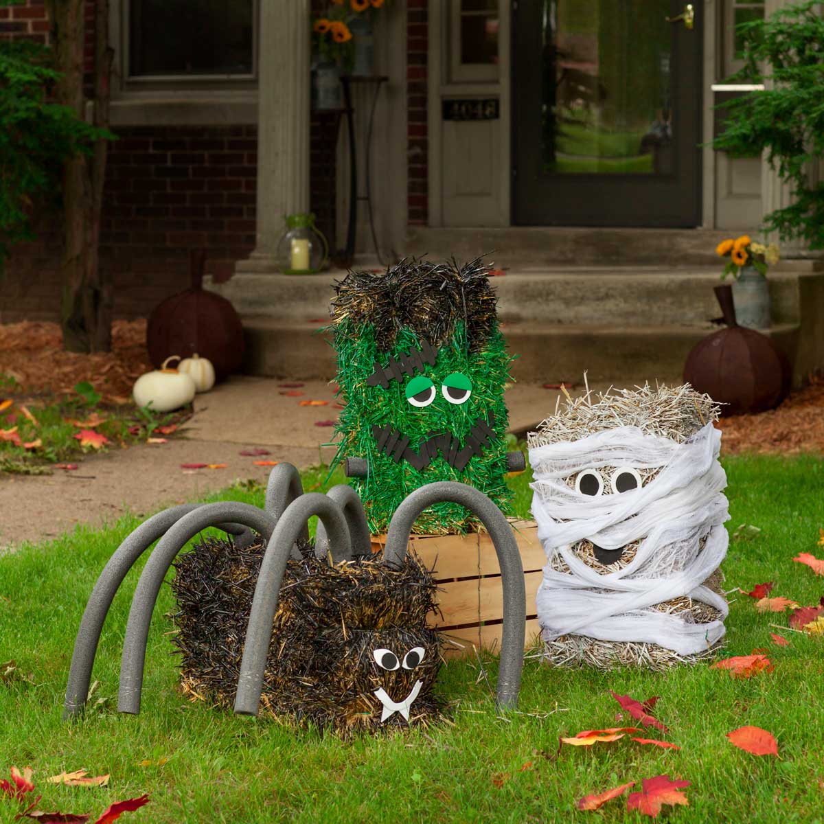 Creepy and Cool Halloween Backyard Decoration Ideas