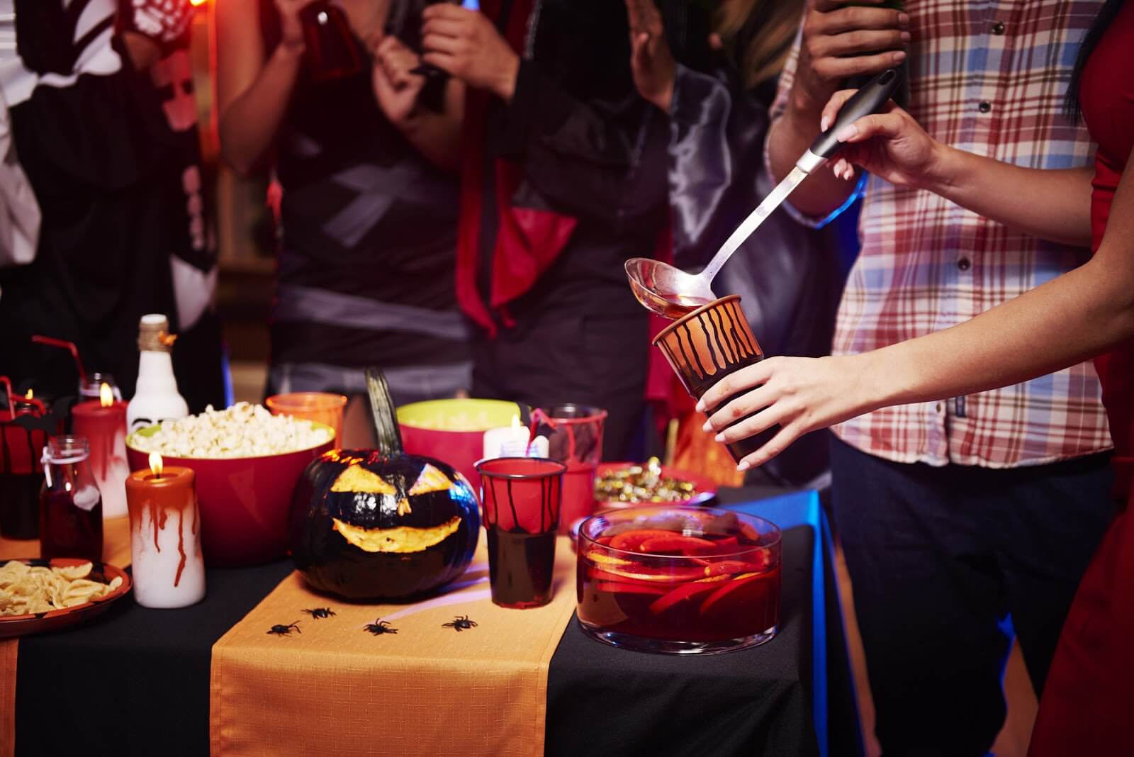 How to Decorate Your Home for Halloween Party