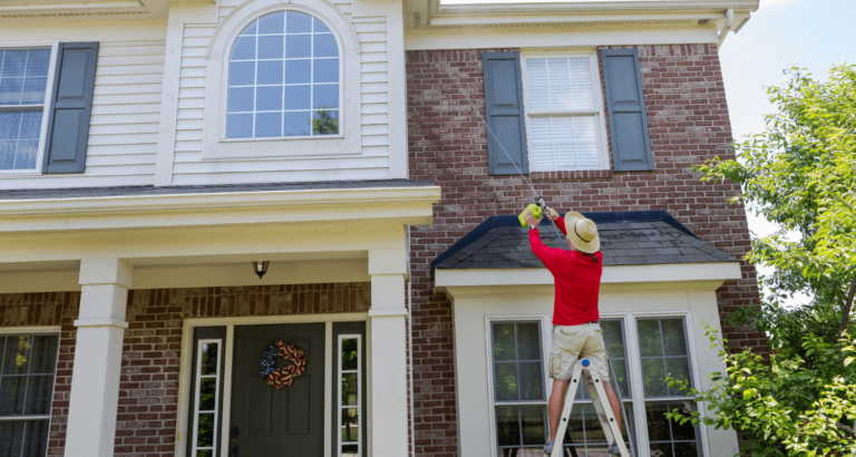 Tips for Cleaning the Exterior of the House!