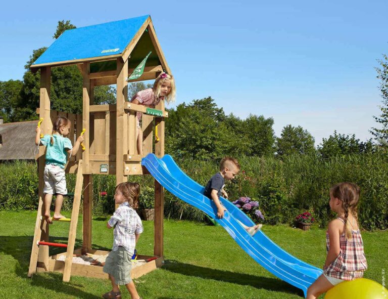 How to Make Small Playground for Kid in Your Garden