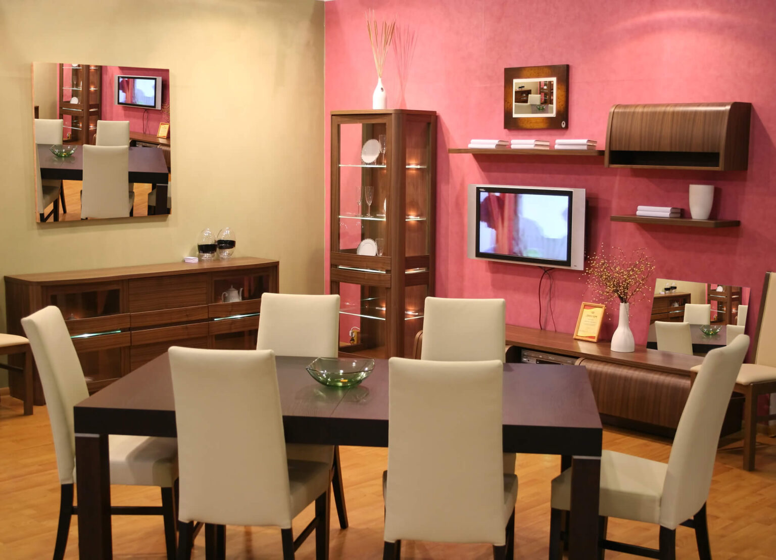 How to Redesign Your Dining Room Space