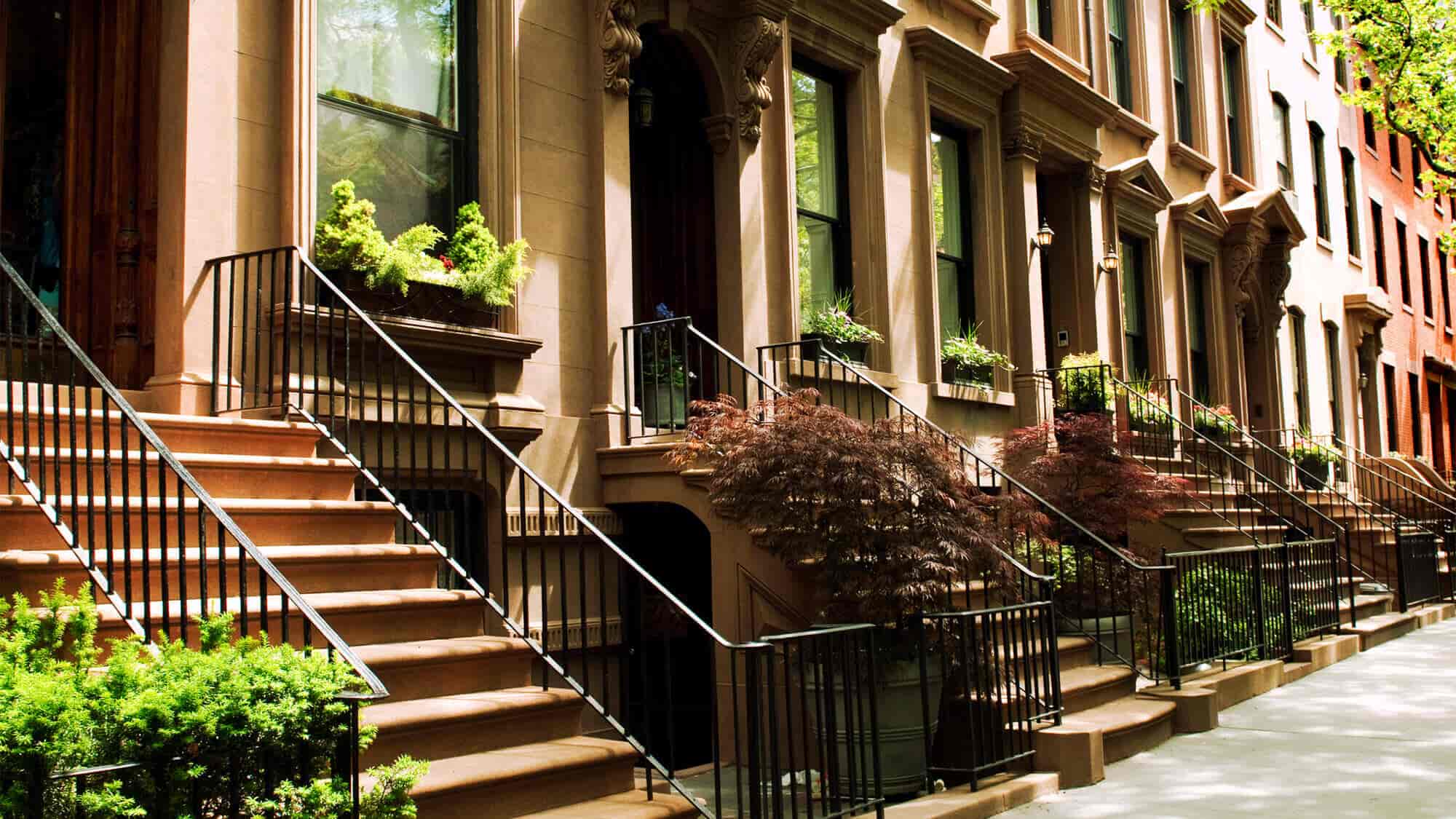 What Are the Pros and Cons of the Open Door?