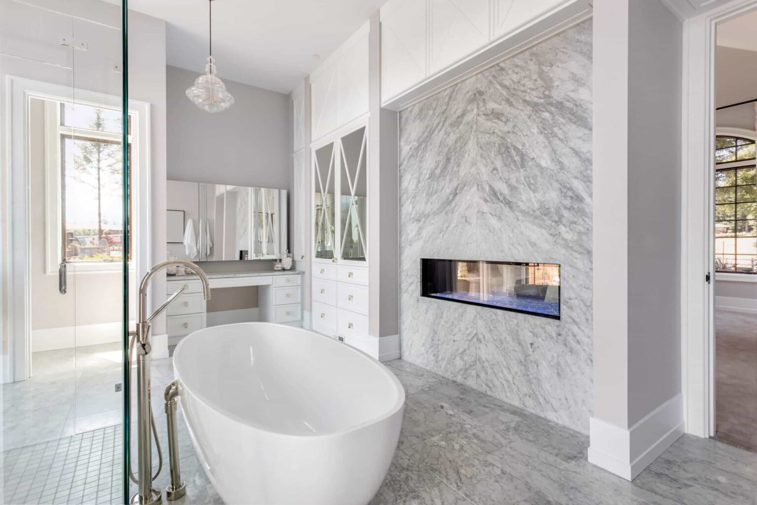 Stylist Tropical Bathroom Interior Designs Ideas of 2023