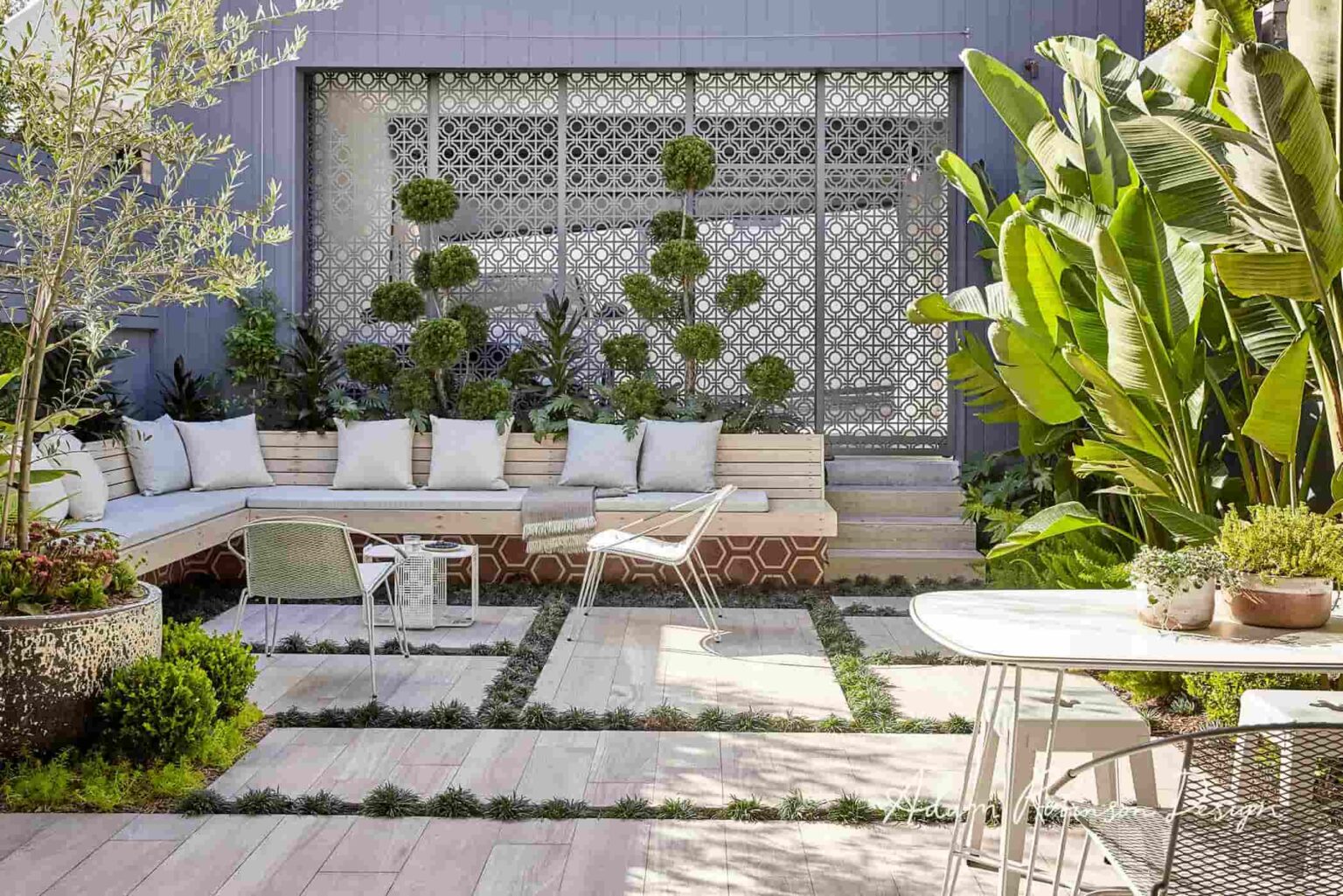 7 Must Have Features for Your New Landscape Design