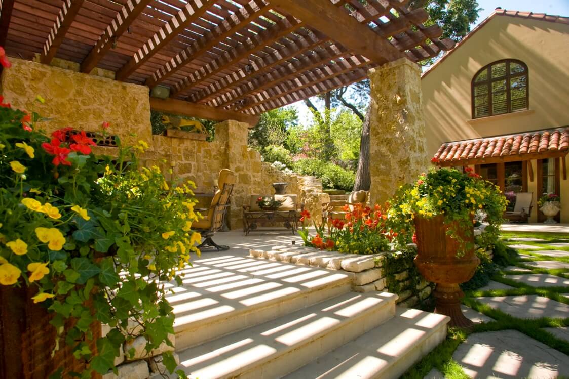 12 Best Outdoor Space Designing Trends You Must Know About